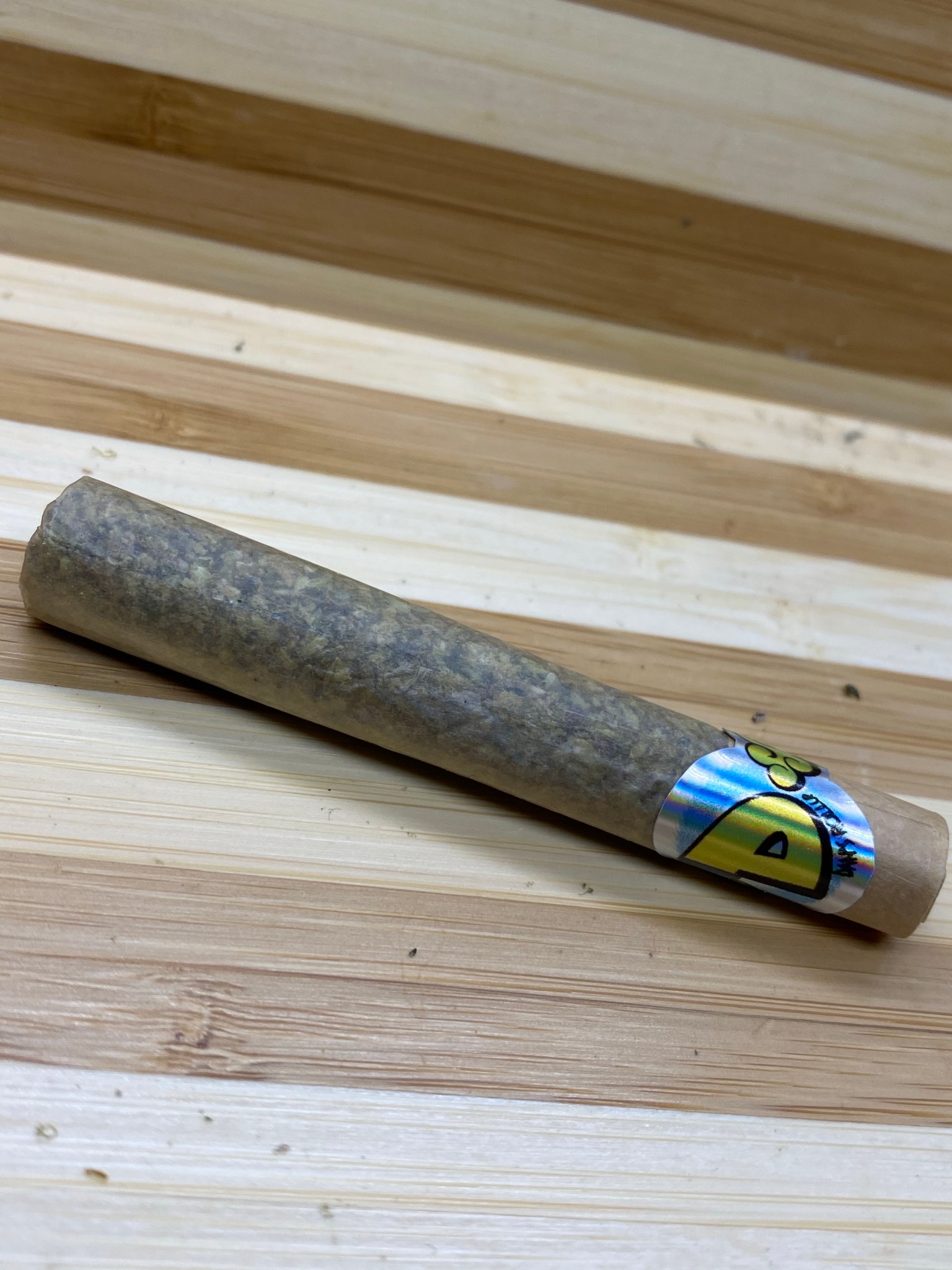 Dans Rollin Up Doughnut Joint | West Coast Weed Reviews